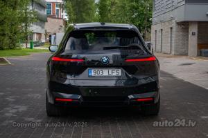 Black BMW iX 2021 in Tallinn, with an engine capacity of 0.00 L and mileage of 78 thousand km for 41900 €, photo 6 on AUTOMOTO.COM.LV