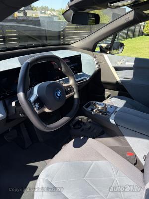 Black BMW iX 2022 in Tallinn, with an engine capacity of 0.00 L and mileage of 55 thousand km for 46000 €, photo 6 on AUTOMOTO.COM.LV