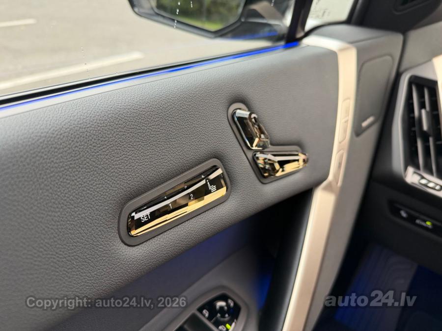 Melns BMW iX 2023 Tallina, ar dzinēja tilpumu 0.00 L un nobraukumu 39 tūkst. km par 53900 €, foto 6 vietnē AUTOMOTO.COM.LV