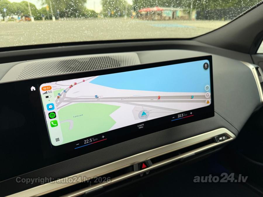 Melns BMW iX 2023 Tallina, ar dzinēja tilpumu 0.00 L un nobraukumu 39 tūkst. km par 53900 €, foto 8 vietnē AUTOMOTO.COM.LV