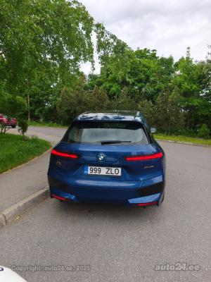 Zils BMW iX 2022 Tallina, ar dzinēja tilpumu 0.00 L un nobraukumu 55 tūkst. km par 59000 €, foto 3 vietnē AUTOMOTO.COM.LV