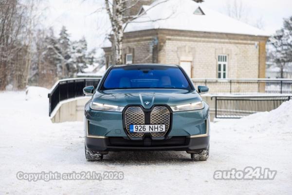 Blue BMW iX 2022 in Tallinn, with an engine capacity of 0.00 L and mileage of 90 thousand km for 48500 €, photo 3 on AUTOMOTO.COM.LV
