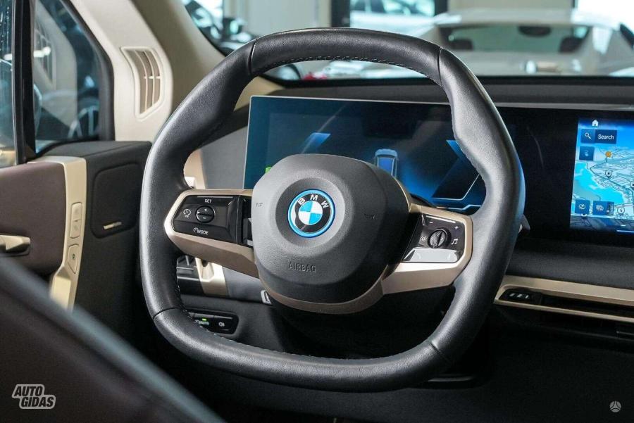 Zils BMW iX 2022 Marijampole, ar dzinēja tilpumu 0.00 L un nobraukumu 62 tūkst. km par 55450 €, foto 19 vietnē AUTOMOTO.COM.LV