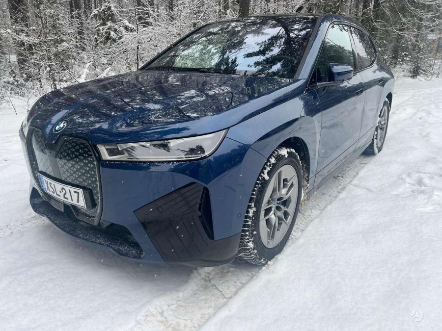 Zils BMW iX 2024 Viļņa, ar dzinēja tilpumu 0.00 L un nobraukumu 46 tūkst. km par 45900 €, foto 2 vietnē AUTOMOTO.COM.LV