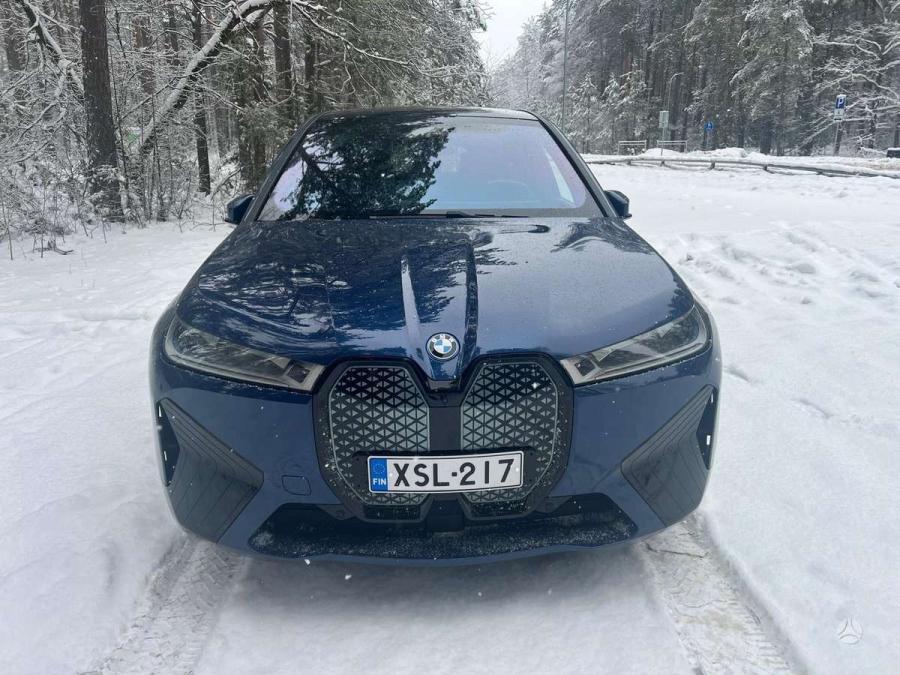 Zils BMW iX 2024 Viļņa, ar dzinēja tilpumu 0.00 L un nobraukumu 46 tūkst. km par 45900 €, foto 4 vietnē AUTOMOTO.COM.LV