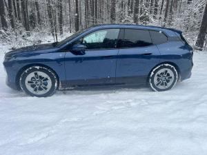 Zils BMW iX 2024 Viļņa, ar dzinēja tilpumu 0.00 L un nobraukumu 46 tūkst. km par 45900 €, foto 5 vietnē AUTOMOTO.COM.LV