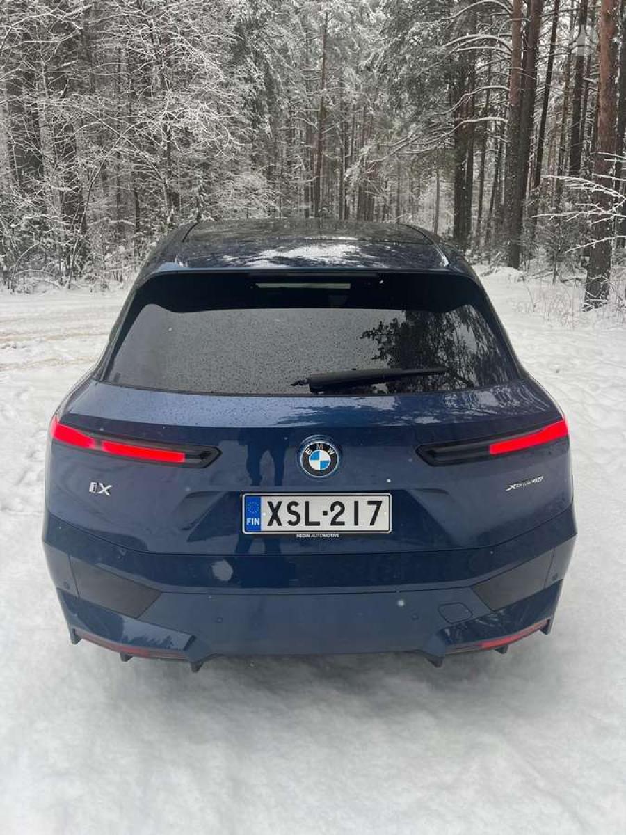 Zils BMW iX 2024 Viļņa, ar dzinēja tilpumu 0.00 L un nobraukumu 46 tūkst. km par 45900 €, foto 7 vietnē AUTOMOTO.COM.LV