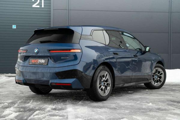 Zils BMW iX 2024 Viļņa, ar dzinēja tilpumu 0.00 L un nobraukumu 47 tūkst. km par 45500 €, foto 8 vietnē AUTOMOTO.COM.LV