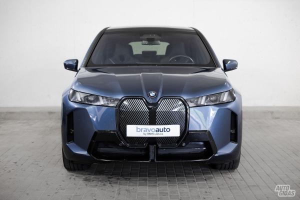 BMW iX 2025 in Vilnius on AUTOMOTO.COM.LV Blue BMW iX 2025 in Vilnius, with an engine capacity of 0.00 L and mileage of 37 thousand km for 81991 €, photo 3 on AUTOMOTO.COM.LV