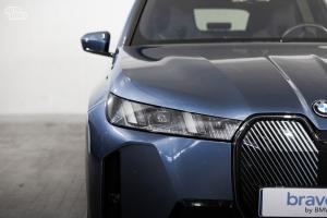 Blue BMW iX 2025 in Vilnius, with an engine capacity of 0.00 L and mileage of 37 thousand km for 81991 €, photo 4 on AUTOMOTO.COM.LV