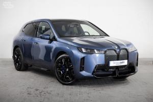Blue BMW iX 2025 in Vilnius, with an engine capacity of 0.00 L and mileage of 37 thousand km for 81991 €, photo 5 on AUTOMOTO.COM.LV