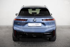 Blue BMW iX 2025 in Vilnius, with an engine capacity of 0.00 L and mileage of 37 thousand km for 81991 €, photo 11 on AUTOMOTO.COM.LV