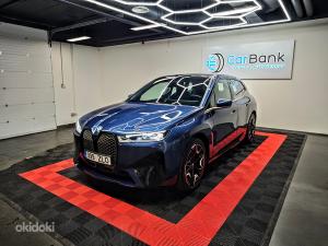 Zils BMW iX 2022 Tallina, ar dzinēja tilpumu 0.00 L un nobraukumu 73 tūkst. km par 49990 €, foto  vietnē AUTOMOTO.COM.LV