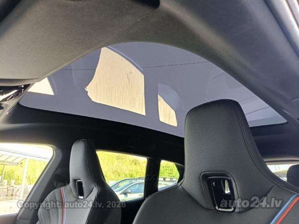 Zils BMW iX 2025 Tallina, ar dzinēja tilpumu 0.00 L un nobraukumu 5 tūkst. km par 76900 €, foto 10 vietnē AUTOMOTO.COM.LV