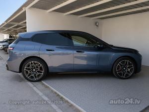 Zils BMW iX 2025 Tallina, ar dzinēja tilpumu 0.00 L un nobraukumu 5 tūkst. km par 76900 €, foto 14 vietnē AUTOMOTO.COM.LV