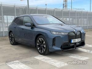 Zils BMW iX 2025 Tallina, ar dzinēja tilpumu 0.00 L un nobraukumu 36 tūkst. km par 67900 €, foto 7 vietnē AUTOMOTO.COM.LV