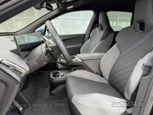 Zils BMW iX 2025 Tallina, ar dzinēja tilpumu 0.00 L un nobraukumu 36 tūkst. km par 67900 €, foto 16 vietnē AUTOMOTO.COM.LV