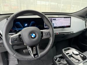 Zils BMW iX 2025 Tallina, ar dzinēja tilpumu 0.00 L un nobraukumu 36 tūkst. km par 67900 €, foto 23 vietnē AUTOMOTO.COM.LV