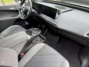 Brown BMW iX 2025 in Kaunas, with an engine capacity of 0.00 L and mileage of 26 thousand km for 63500 €, photo 15 on AUTOMOTO.COM.LV