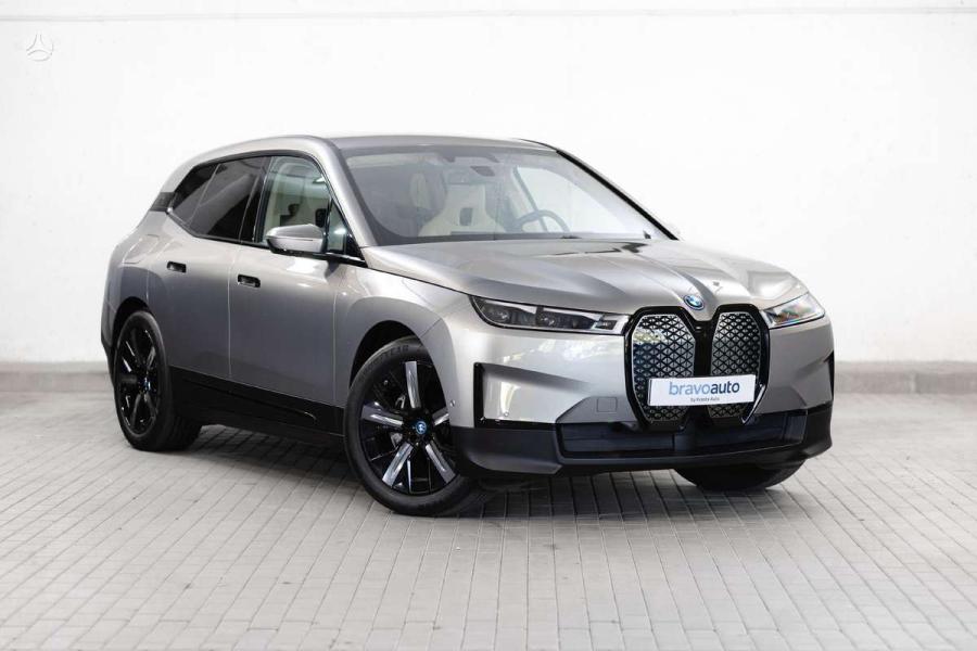 BMW iX 2024 in Vilnius, with an engine capacity of 0.00 L and mileage of 51 thousand km for 75955 €, photo 3 on AUTOMOTO.COM.LV