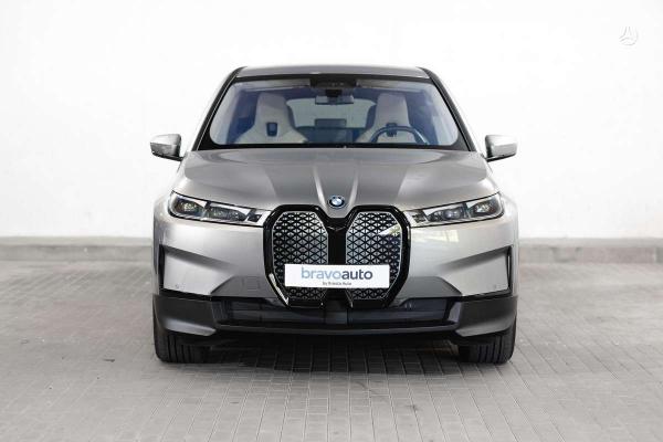 BMW iX 2024 in Vilnius, with an engine capacity of 0.00 L and mileage of 59 thousand km for 59950 €, photo 2 on AUTOMOTO.COM.LV