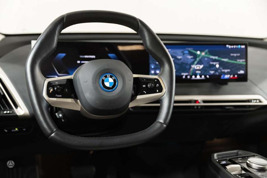 BMW iX 2024 in Vilnius, with an engine capacity of 0.00 L and mileage of 59 thousand km for 59950 €, photo 14 on AUTOMOTO.COM.LV