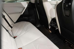 BMW iX 2024 in Vilnius, with an engine capacity of 0.00 L and mileage of 59 thousand km for 59950 €, photo 20 on AUTOMOTO.COM.LV