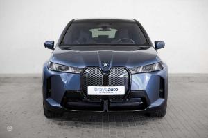 BMW iX 2025 in Vilnius, with an engine capacity of 0.00 L and mileage of 37 thousand km for 81991 €, photo 3 on AUTOMOTO.COM.LV