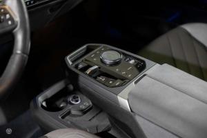 BMW iX 2025 in Vilnius, with an engine capacity of 0.00 L and mileage of 37 thousand km for 81991 €, photo 16 on AUTOMOTO.COM.LV