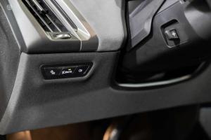 BMW iX 2025 in Vilnius, with an engine capacity of 0.00 L and mileage of 37 thousand km for 81991 €, photo 17 on AUTOMOTO.COM.LV