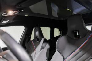 BMW iX 2025 in Vilnius, with an engine capacity of 0.00 L and mileage of 37 thousand km for 81991 €, photo 22 on AUTOMOTO.COM.LV