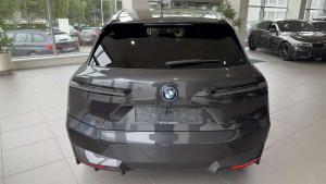 Pelēks BMW iX 2021 Marijampole, ar dzinēja tilpumu 0.00 L un nobraukumu 189 tūkst. km par 38999 €, foto 7 vietnē AUTOMOTO.COM.LV