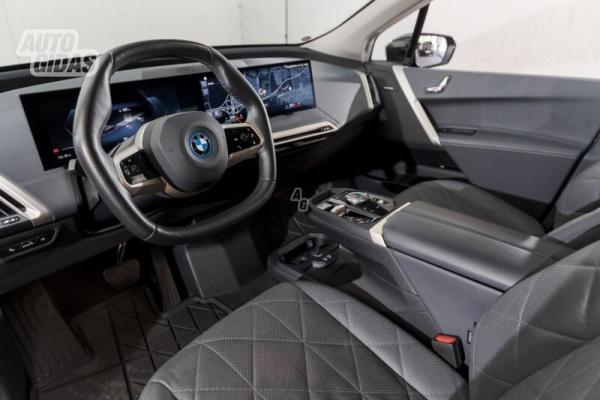 Pelēks BMW iX 2022 Viļņa, ar dzinēja tilpumu 0.00 L un nobraukumu 61 tūkst. km par 53900 €, foto 10 vietnē AUTOMOTO.COM.LV