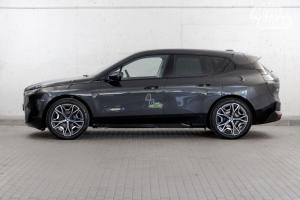 Pelēks BMW iX 2022 Viļņa, ar dzinēja tilpumu 0.00 L un nobraukumu 61 tūkst. km par 51000 €, foto 4 vietnē AUTOMOTO.COM.LV