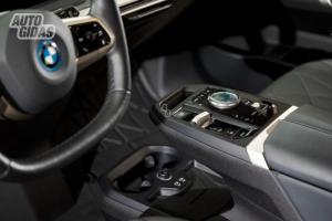 Pelēks BMW iX 2022 Viļņa, ar dzinēja tilpumu 0.00 L un nobraukumu 68 tūkst. km par 51000 €, foto 12 vietnē AUTOMOTO.COM.LV