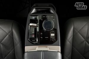 Pelēks BMW iX 2022 Viļņa, ar dzinēja tilpumu 0.00 L un nobraukumu 68 tūkst. km par 51000 €, foto 17 vietnē AUTOMOTO.COM.LV