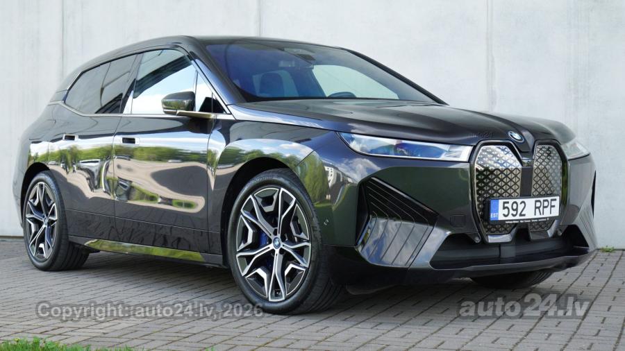 Pelēks BMW iX 2023 Tallina, ar dzinēja tilpumu 0.00 L un nobraukumu 40 tūkst. km par 55900 €, foto 6 vietnē AUTOMOTO.COM.LV