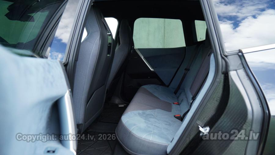 Pelēks BMW iX 2023 Tallina, ar dzinēja tilpumu 0.00 L un nobraukumu 40 tūkst. km par 55900 €, foto 14 vietnē AUTOMOTO.COM.LV