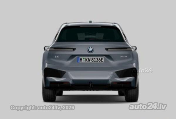 Grey BMW iX 2023 in Tallinn, with an engine capacity of 0.00 L and mileage of 22 thousand km for 51900 €, photo 5 on AUTOMOTO.COM.LV