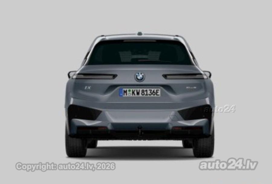 Grey BMW iX 2023 in Tallinn, with an engine capacity of 0.00 L and mileage of 22 thousand km for 51900 €, photo 6 on AUTOMOTO.COM.LV