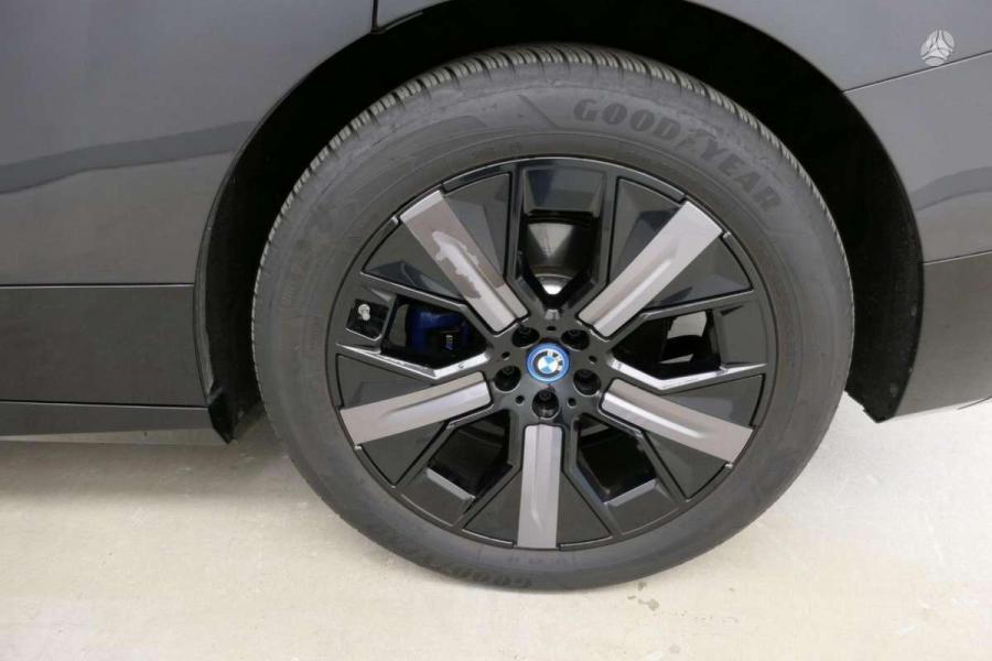Pelēks BMW iX 2023 Kauņa, ar dzinēja tilpumu 0.00 L un nobraukumu 48 tūkst. km par 84999 €, foto 16 vietnē AUTOMOTO.COM.LV