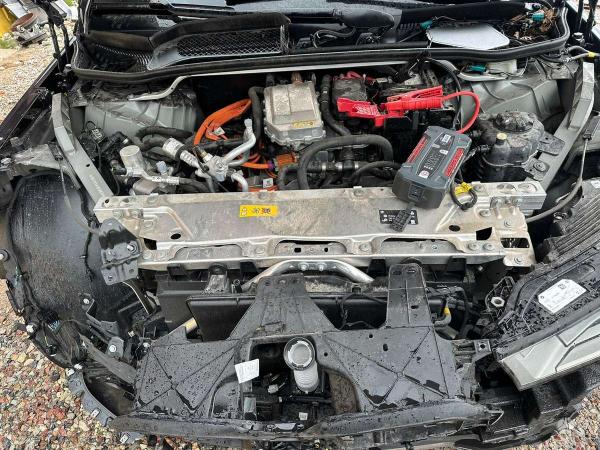 Grey BMW iX 2024 in Klaipeda, with an engine capacity of 0.00 L and mileage of 37 thousand km for 35900 €, photo 7 on AUTOMOTO.COM.LV