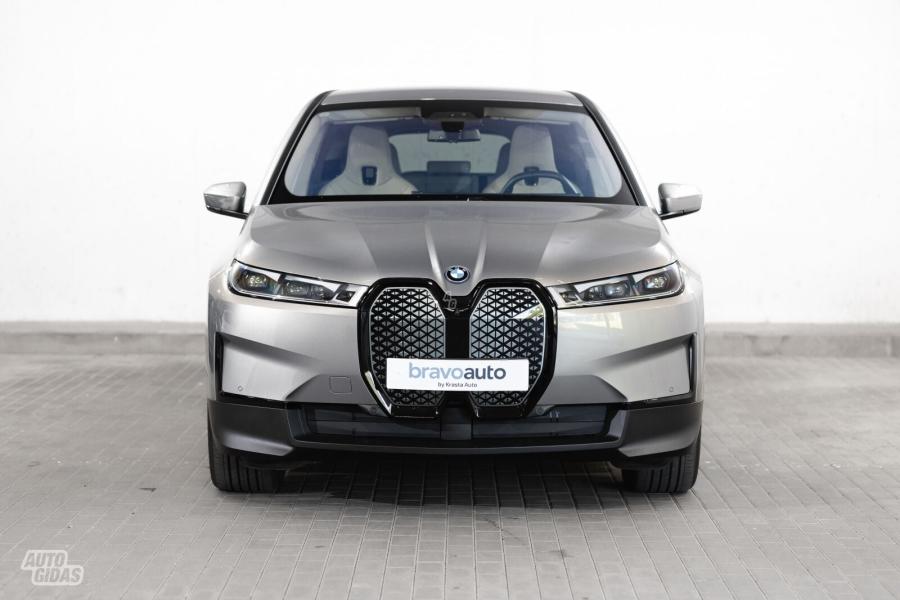 Pelēks BMW iX 2024 Viļņa, ar dzinēja tilpumu 0.00 L un nobraukumu 59 tūkst. km par 59950 €, foto 3 vietnē AUTOMOTO.COM.LV
