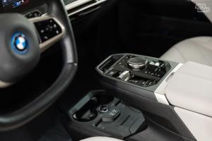 Pelēks BMW iX 2024 Viļņa, ar dzinēja tilpumu 0.00 L un nobraukumu 59 tūkst. km par 59950 €, foto 11 vietnē AUTOMOTO.COM.LV