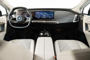 Pelēks BMW iX 2024 Viļņa, ar dzinēja tilpumu 0.00 L un nobraukumu 59 tūkst. km par 59950 €, foto 13 vietnē AUTOMOTO.COM.LV