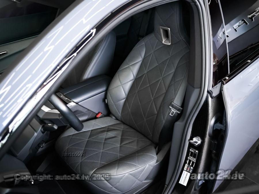 Grey BMW iX 2021 in Tallinn, with an engine capacity of 0.00 L and mileage of 59 thousand km for 53900 €, photo 8 on AUTOMOTO.COM.LV