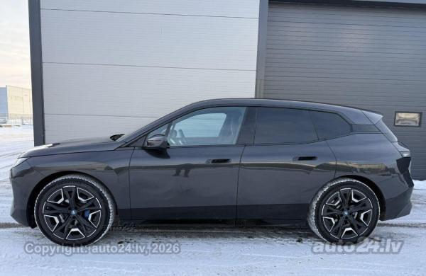 Pelēks BMW iX 2022 Tallina, ar dzinēja tilpumu 0.00 L un nobraukumu 67 tūkst. km par 46900 €, foto 6 vietnē AUTOMOTO.COM.LV