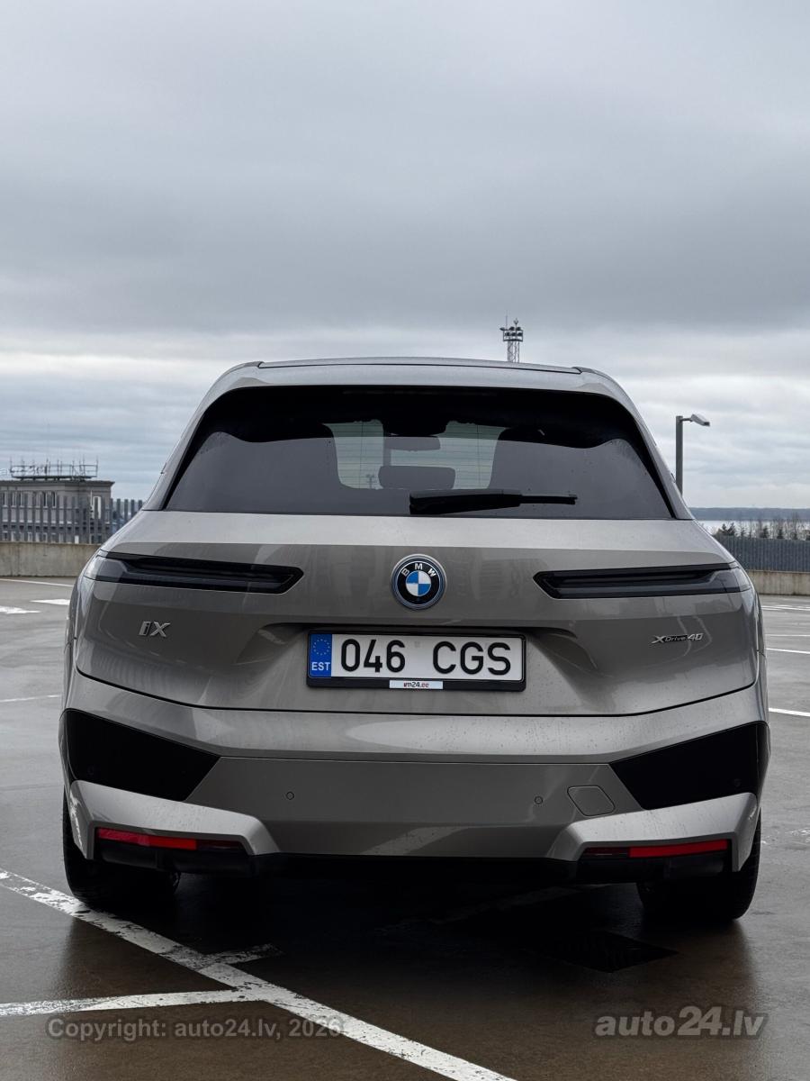 Grey BMW iX 2022 in Tallinn, with an engine capacity of 0.00 L and mileage of 66 thousand km for 56900 €, photo 7 on AUTOMOTO.COM.LV