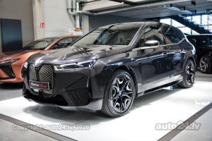 Pelēks BMW iX 2022 Tallina, ar dzinēja tilpumu 0.00 L un nobraukumu 63 tūkst. km par 43900 €, foto 4 vietnē AUTOMOTO.COM.LV