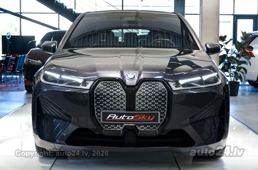 Pelēks BMW iX 2022 Tallina, ar dzinēja tilpumu 0.00 L un nobraukumu 81 tūkst. km par 46900 €, foto 7 vietnē AUTOMOTO.COM.LV